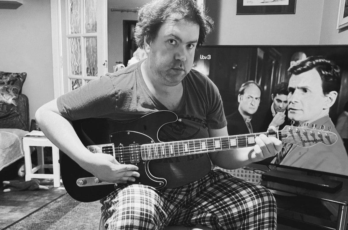 Nick Clark - Solo Artist - Flattley Guitar Pedals